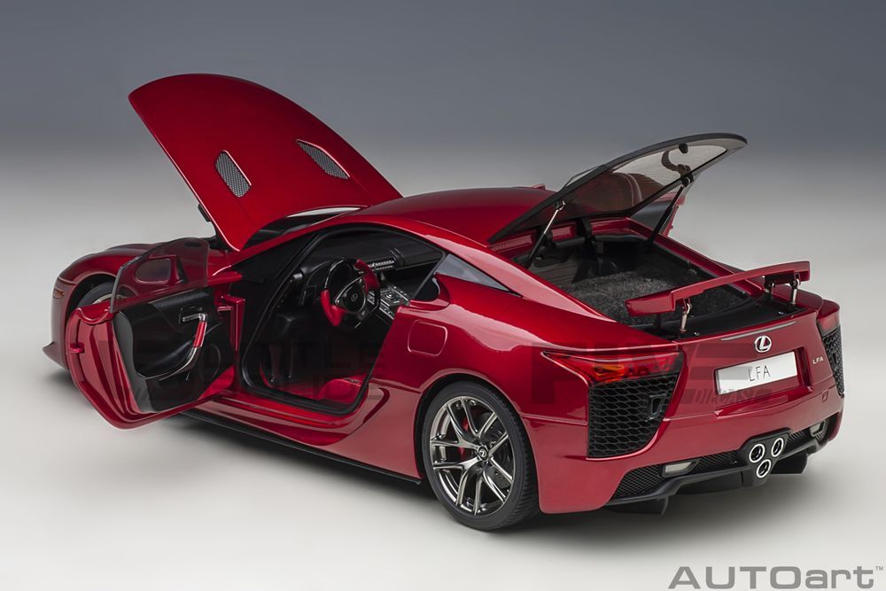 AUTOart 1/18 – LEXUS LFA – Little Bolide