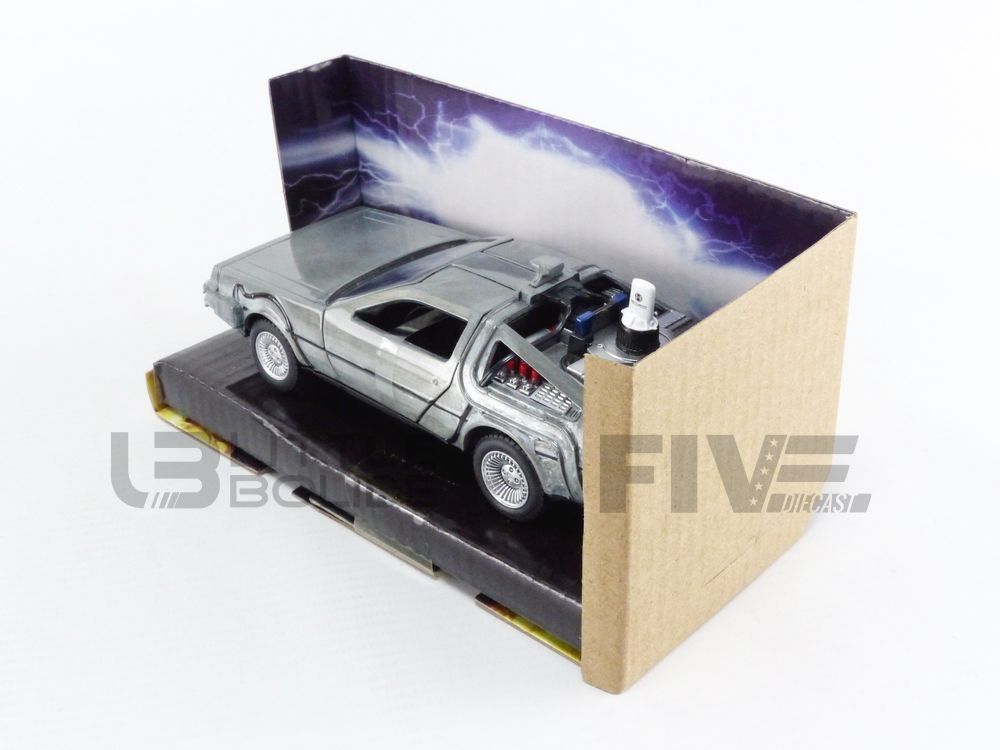 JADA TOYS 1/32 - DE LOREAN Back to the Future II - Flying Version ...