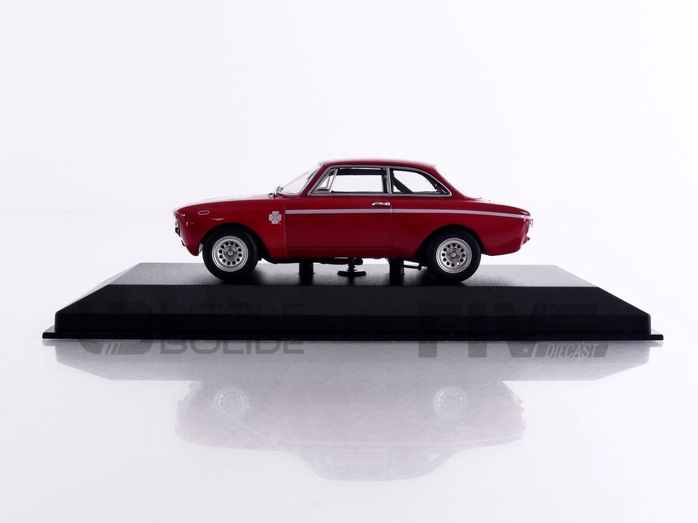 MAXICHAMPS 1/43 - ALFA-ROMEO GTA 1300 Junior - 1968 - Little Bolide