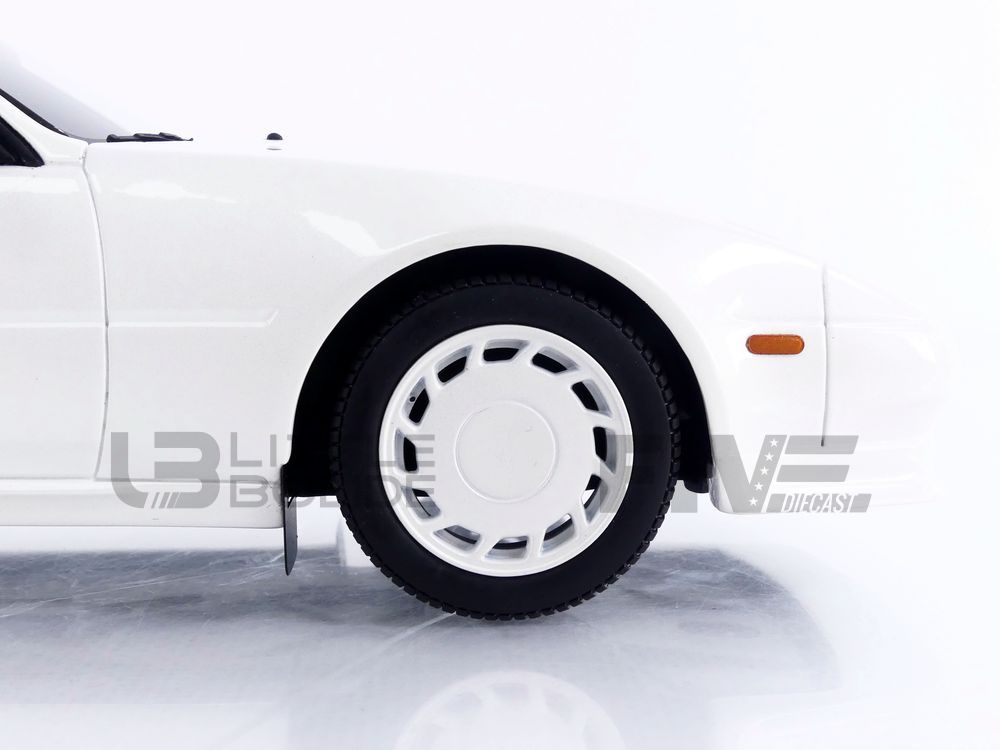 OTTO MOBILE 1/18 - NISSAN 300ZX Turbo (Z31) Shiro Edition - 1988 ...